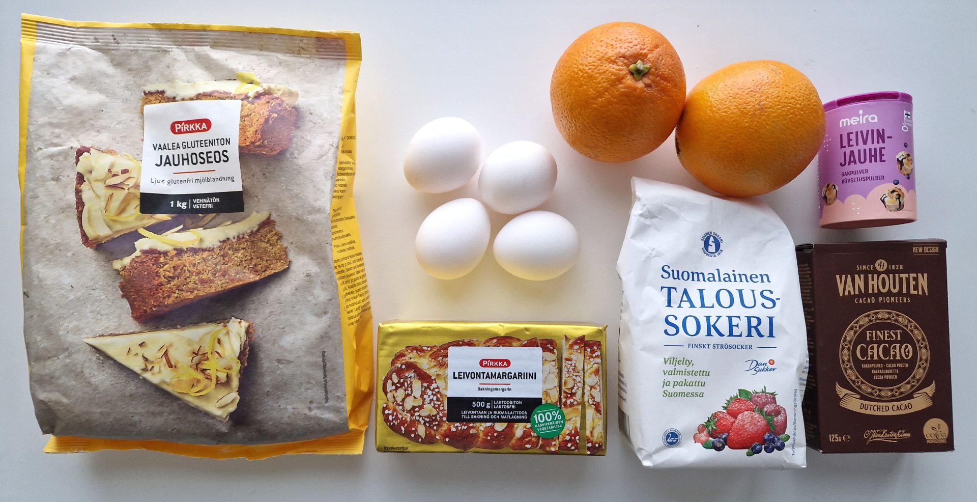 Gluteeniton appelsiini-suklaakakku - Himoleipuri